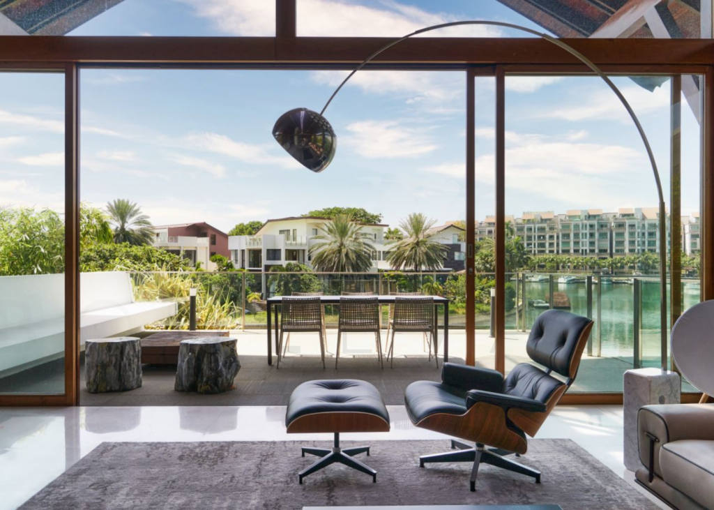 For sale: 72 Ocean Drive | Boulevard