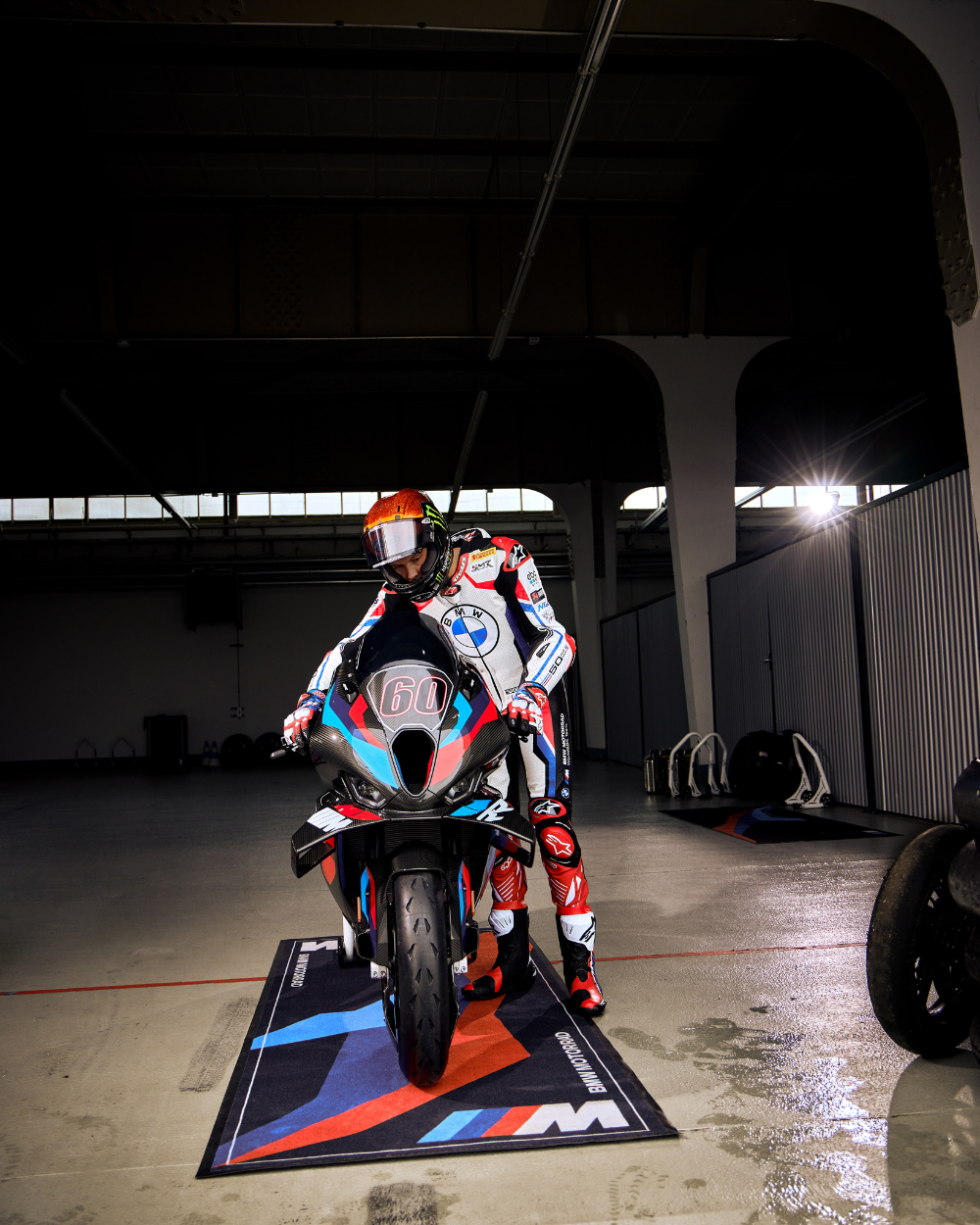 The new BMW M 1000 RR is a masterclass in aerodynamic engineering ...