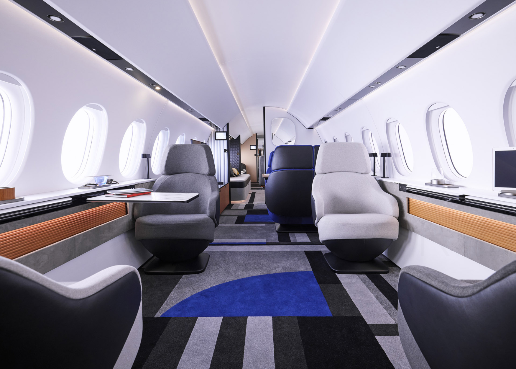 The Dassault Falcon 10X is peerless in comfort, space and technology ...