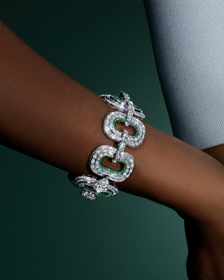 The Graff "I Wish" collection marks the festive season with bold ...